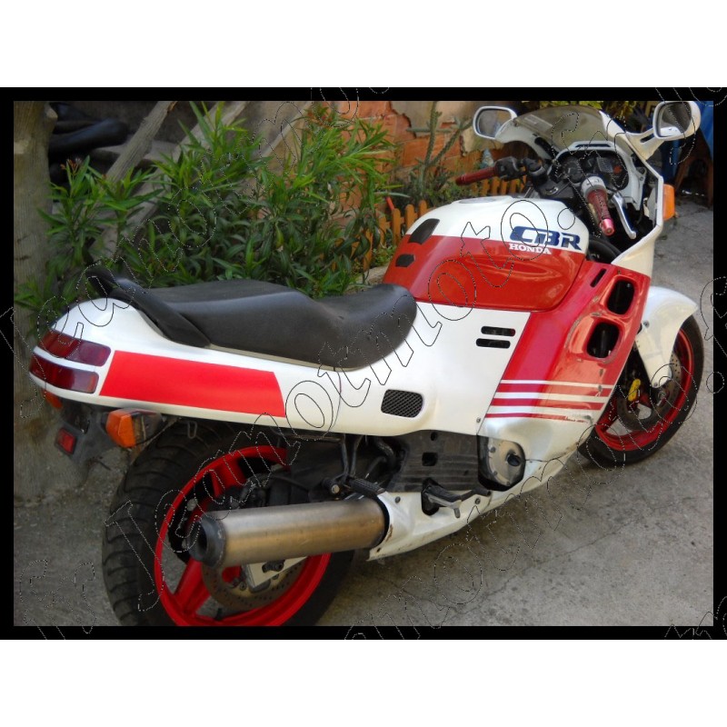 Honda 1000 CBR F de 1987 à 1988 (SC21)